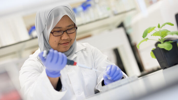 Study Life Sciences | University of Dundee, UK