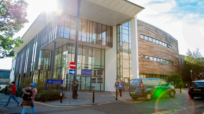 Library (Main) | University of Dundee, UK