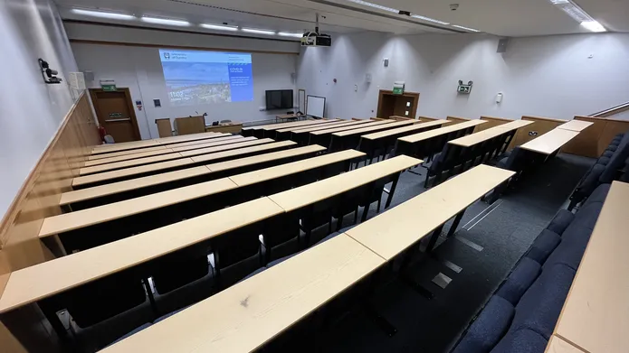 Carnegie Building - Lecture Theatre | University of Dundee, UK