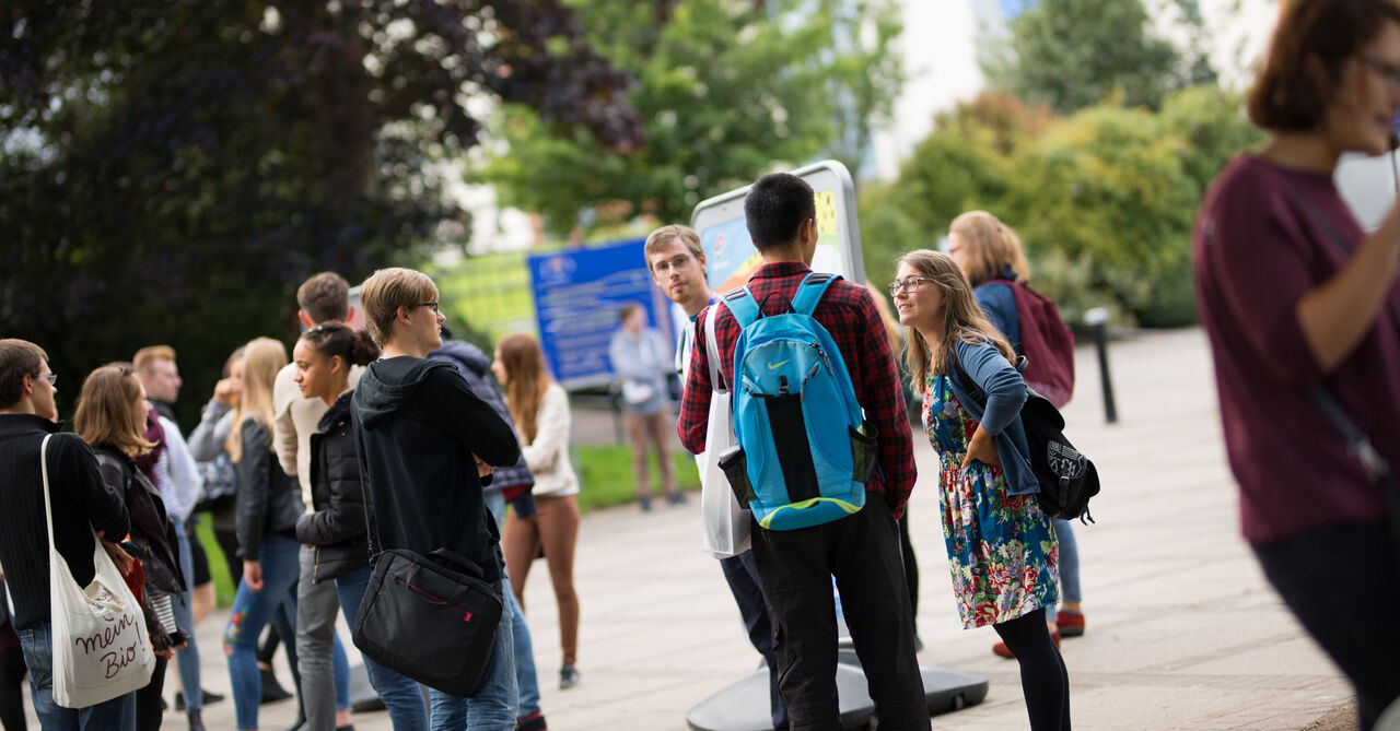 Ways to communicate to staff and students | University of Dundee, UK