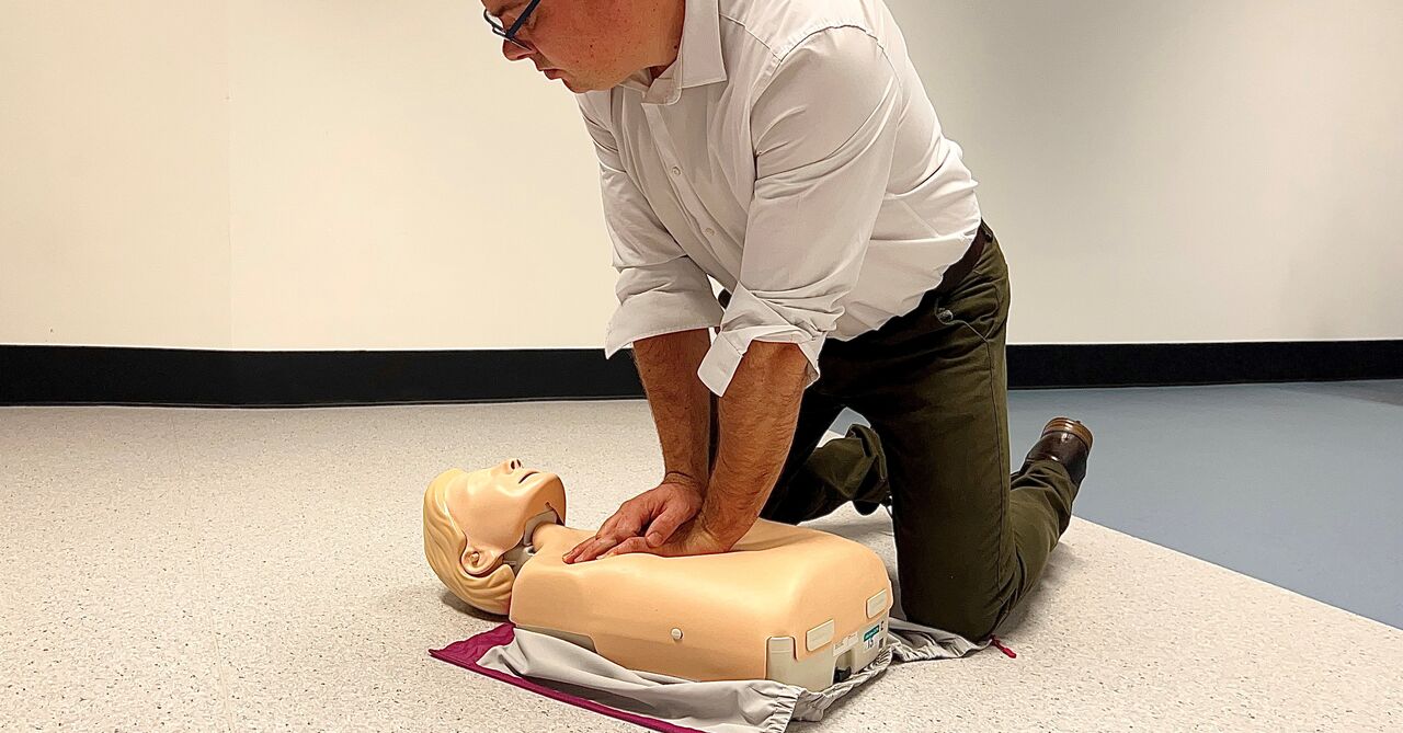 “Give five to save a life”: University to host free CPR training ...
